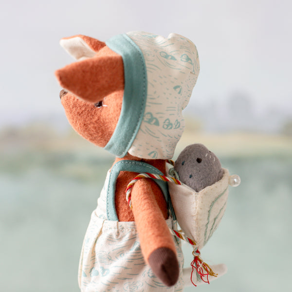 Mini Seal | Hazel Village