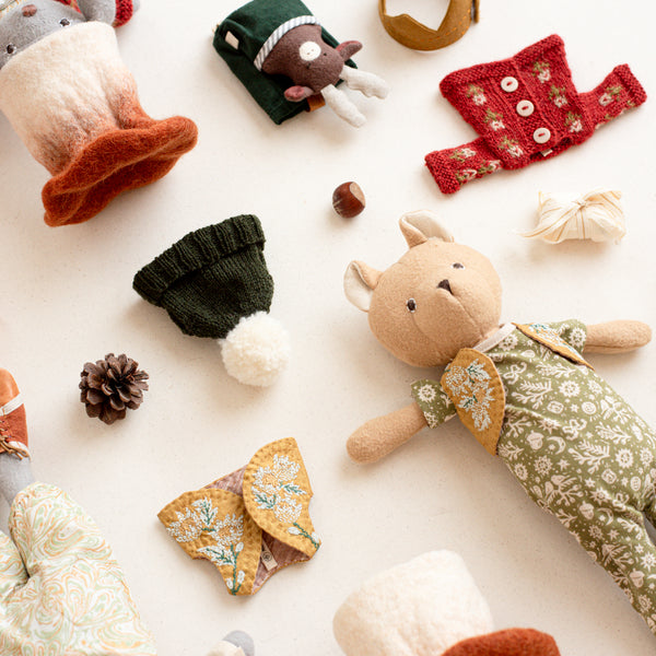 Golden Hazelnut Vest for Dolls | Hazel Village
